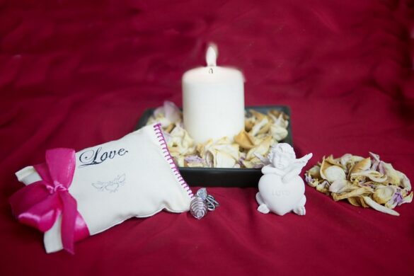 Powerful Love Spells That Work Fast: Casting Tips And Tricks