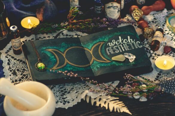 Full Moon Love Spells: A Ritual Guide To Attract Love